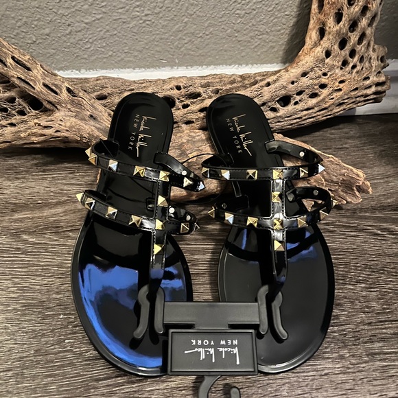 Nicole Miller | Shoes | Nwot Nicole Miller New York Studded Jelly ...
